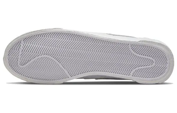 Nike X Sacai Blazer Low "white Patent" Sneakers - White/sail