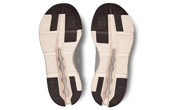 On Cloudnova Sneakers - Pearl/shell