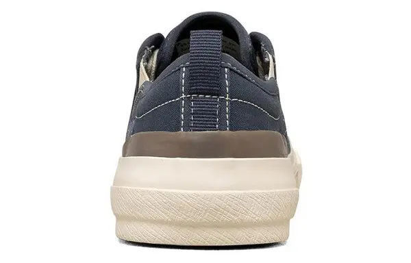 Sketchers Low Top Canvas Sneakers