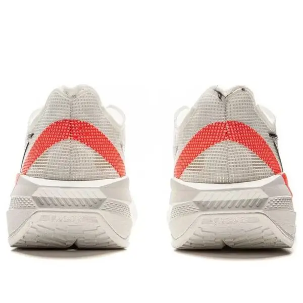 LI-NING Ultra Light 2025 Athletic Sneakers - White/red