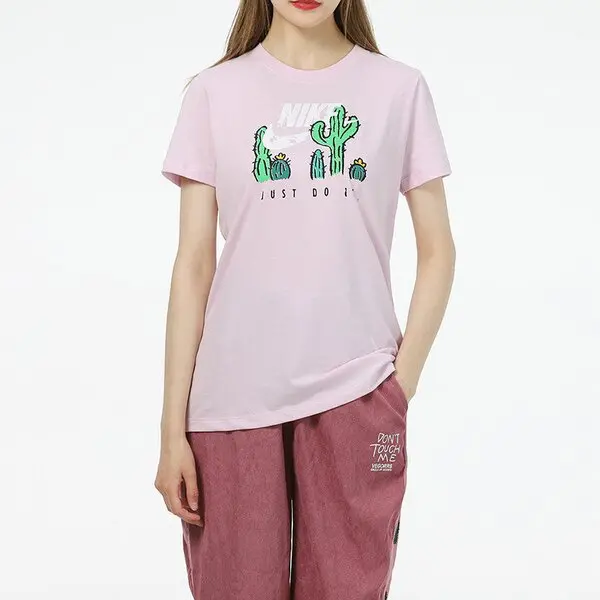 Nike Graphic Tee