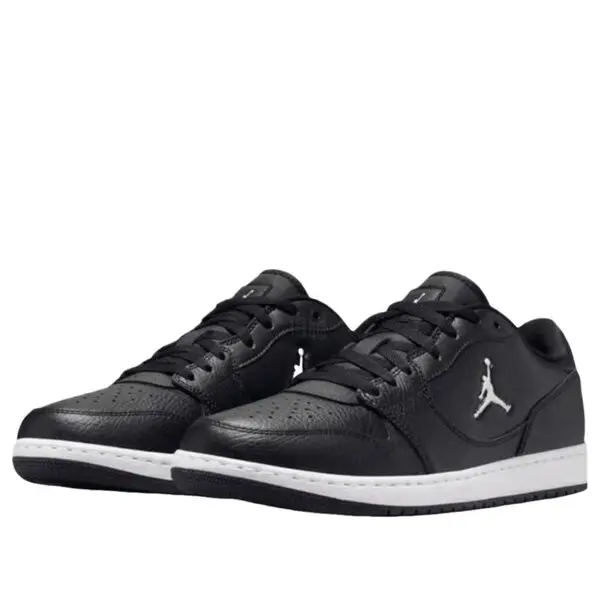 JORDAN Court Connect Sneakers