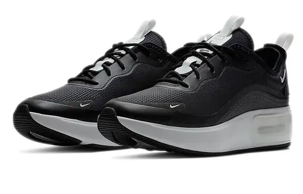 Nike Max Dia Sneakers - Black/summit White