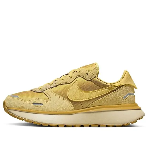 Nike Phoenix Waffle Sneakers - Yellow