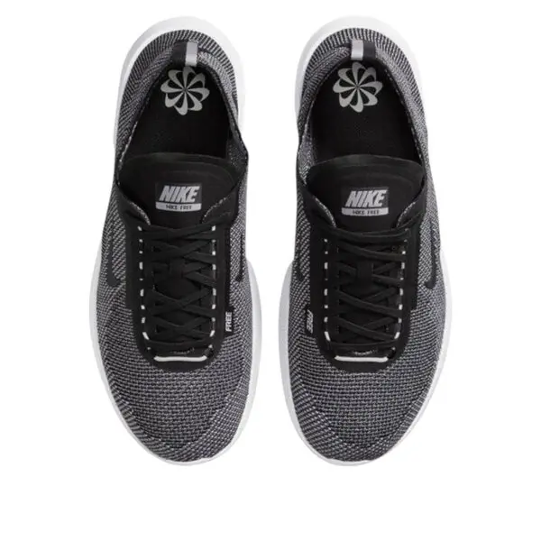 Nike Free 2025 Sneakers - Black/white