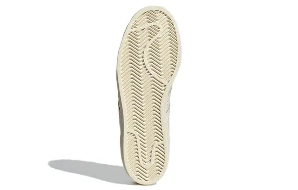 Adidas Superstar Sneakers - Cream