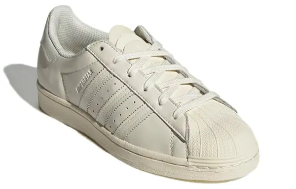 Adidas Superstar Sneakers - Cream