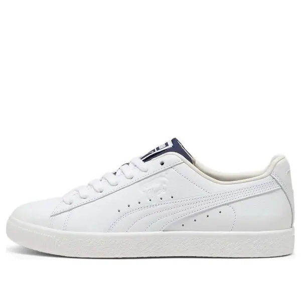 PUMA Clyde Varsity 2 Sneakers - White/blue