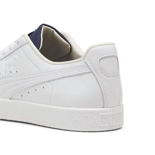 PUMA Clyde Varsity 2 Sneakers
