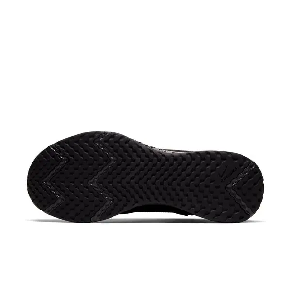 Nike Revolution 5 Flyease Athletic Sneakers