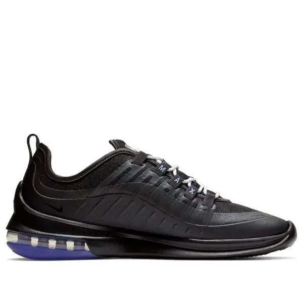 Nike Max Axis Prem Sneakers