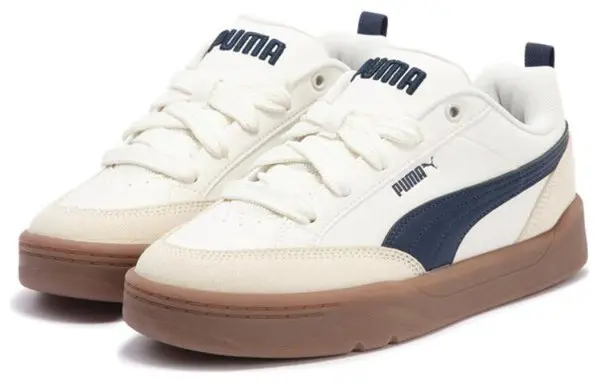 PUMA Classic Low Sneakers