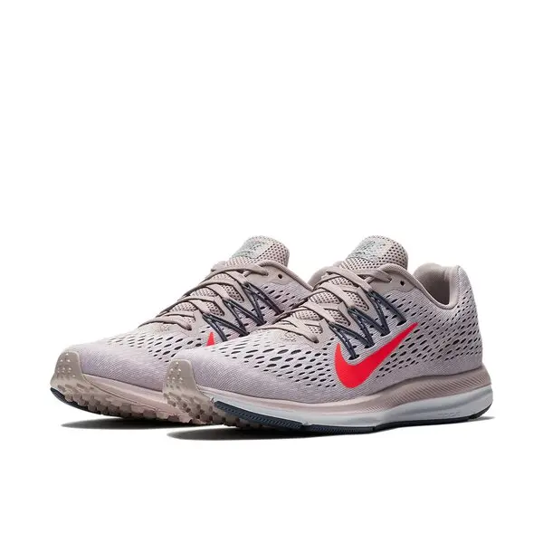 Nike Zoom Winflo Running Shoes