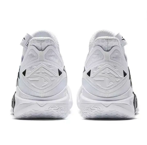 ANTA Shock Wave 5 "first Year" Sneakers - White/black