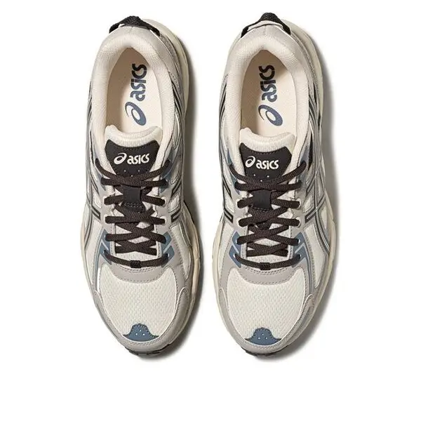 Asics Gel-venture Sneakers - White/cream