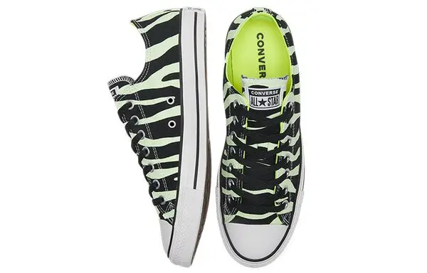 CONVERSE Chuck Taylor All Star Low Top Sneakers With Graphic Print - Black