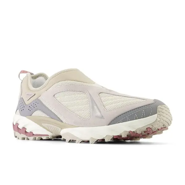 NEW BALANCE 610 Athletic Sneakers