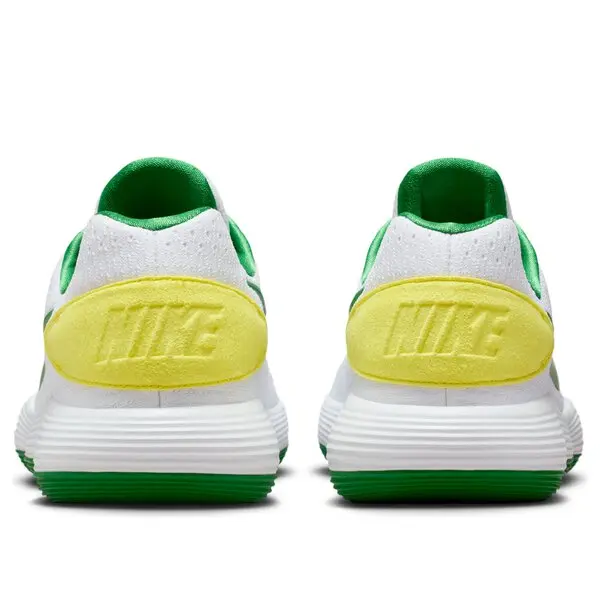 Nike Hyperdunk 2017 Low Athletic Sneakers - White/green
