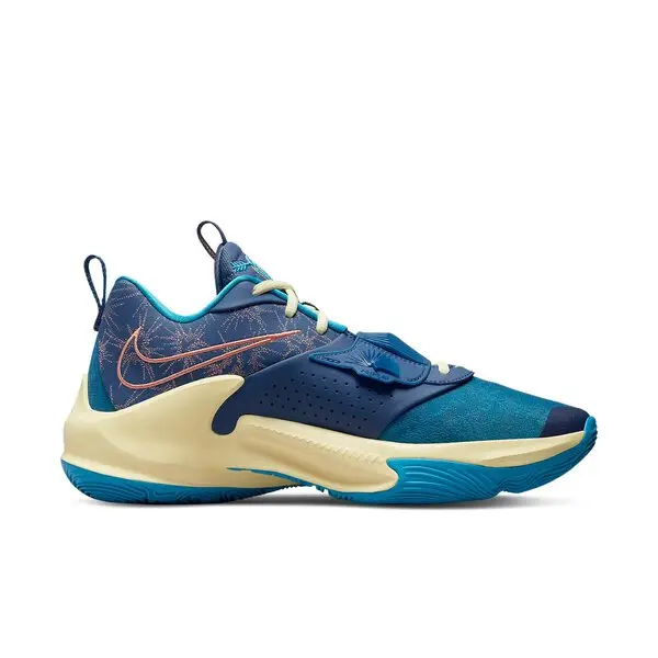 Nike Zoom Freak 3 Nrg "valentines Day" Sneakers - Blue/yellow