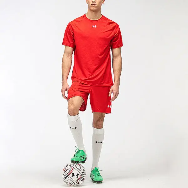 Under Armour Launch 7 Shorts - Red
