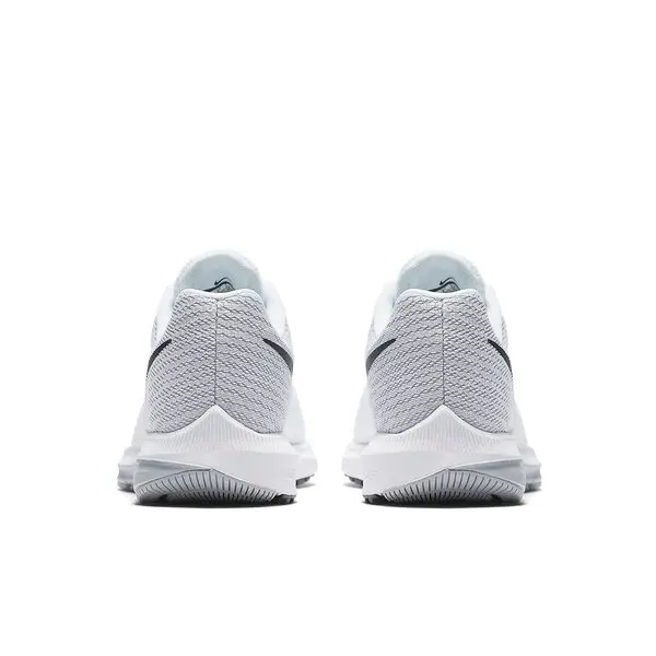 Nike Zoom Winflo 4 Athletic Sneakers