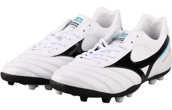Mizuno Morelia Pro Ag Low Top Sneakers