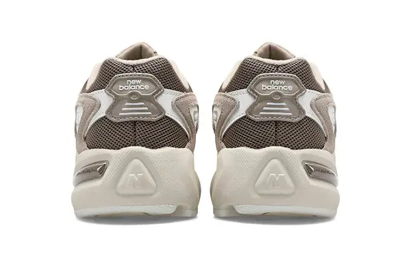 NEW BALANCE 725 "mushroom" Sneakers - Beige/brown