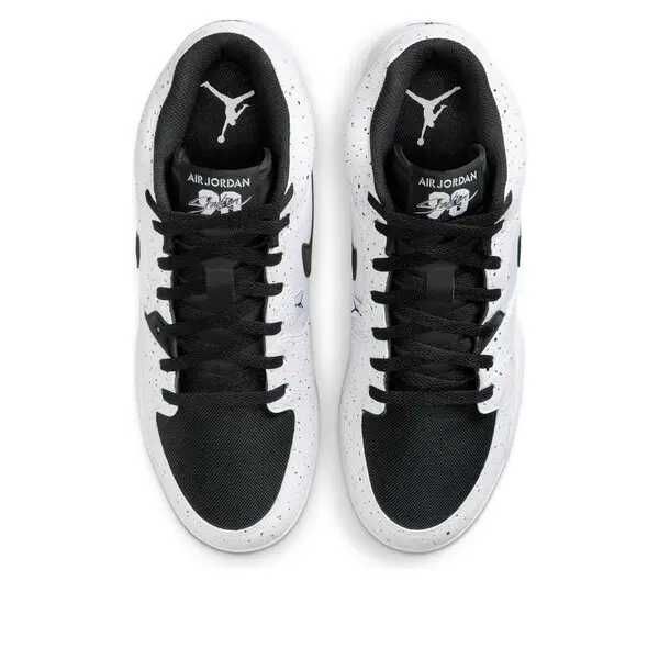 JORDAN Stadium 90 Low Td Cleats - White/black