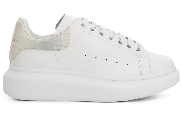 Alexander McQueen Oversized Low-top Sneakers - White/beige