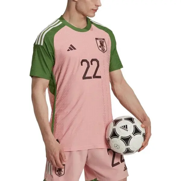 Adidas Fw22 Logo T-shirt