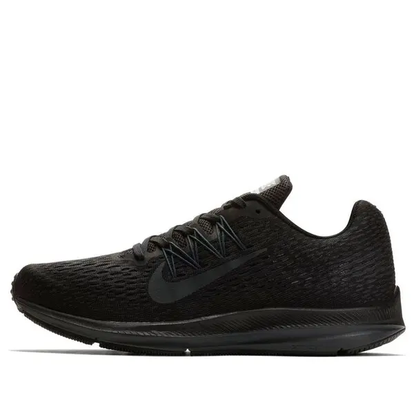 Nike Zoom Winflo 5 "triple " Sneakers - Black
