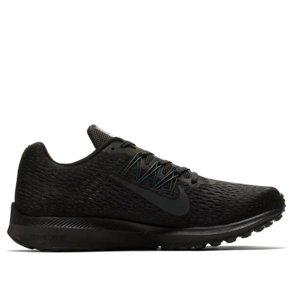 Nike Zoom Winflo 5 "triple " Sneakers - Black