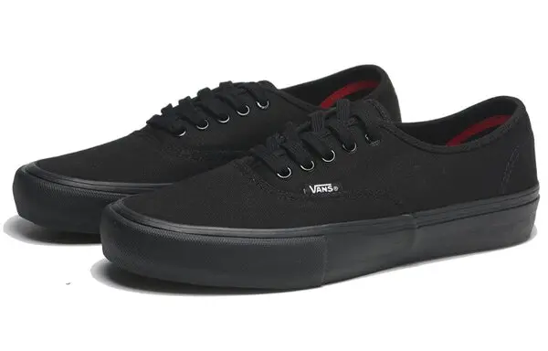 VANS Authentic Pro Sneakers - Black