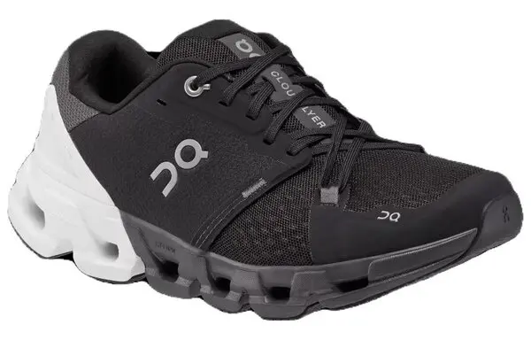 On Cloudflyer 4 Sneakers - Black/white