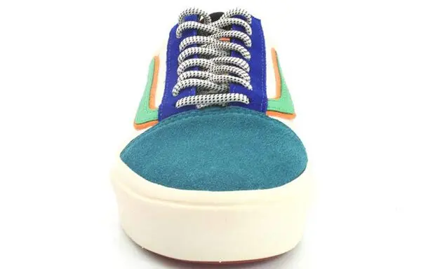 VANS Comfycush Old Skool Sneakers - Blue/white