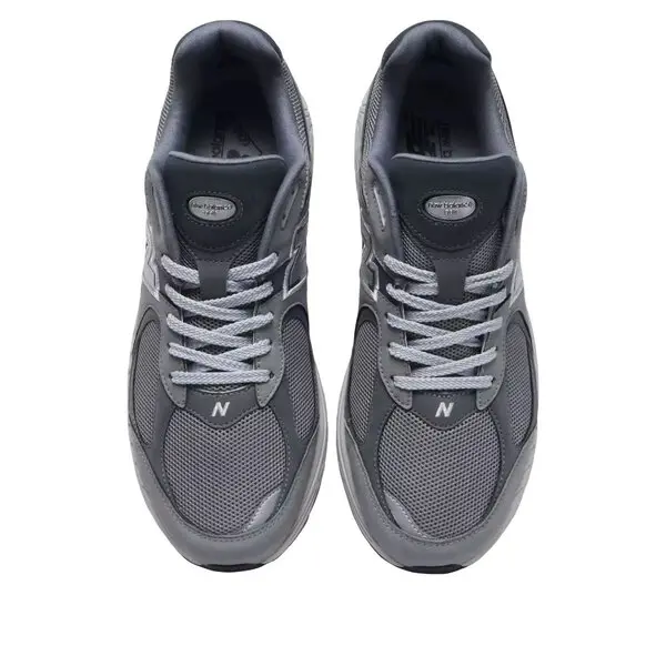 NEW BALANCE 2002r V1 Sneakers - Grey/dark Grey