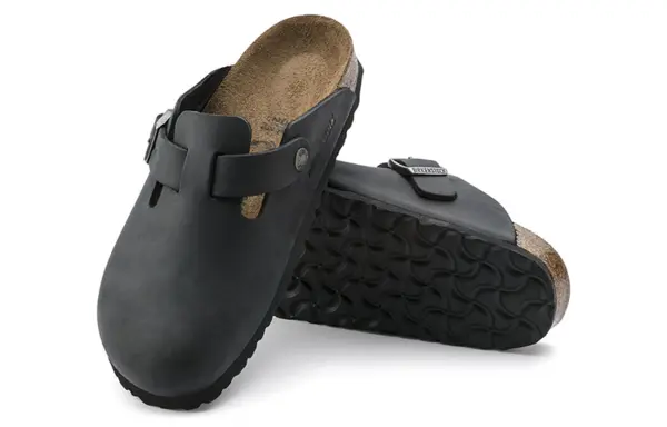 BIRKENSTOCK Boston Oiled Leather Clogs - Black
