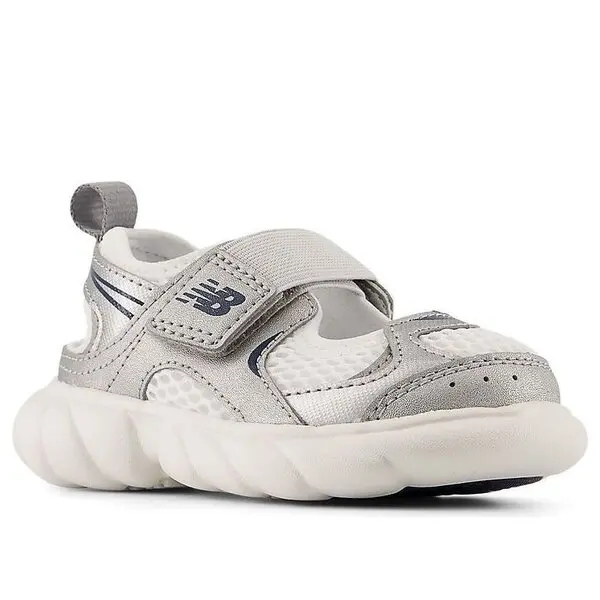 NEW BALANCE 230 Sandals