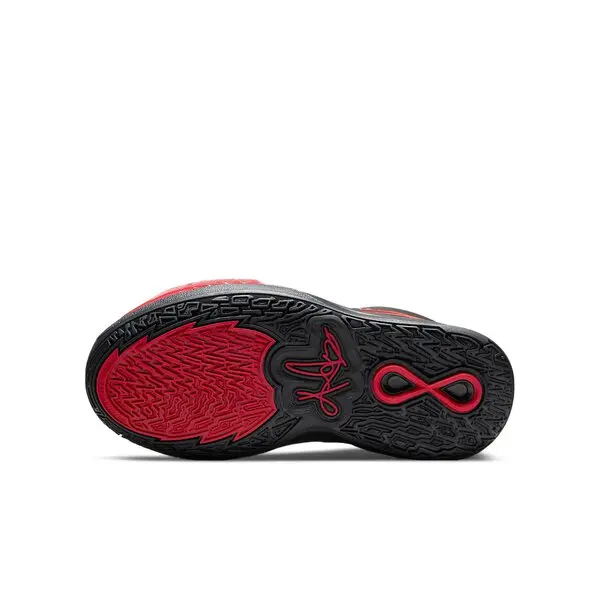 Nike Kyrie Infinity 'bred' Basketball Sneakers