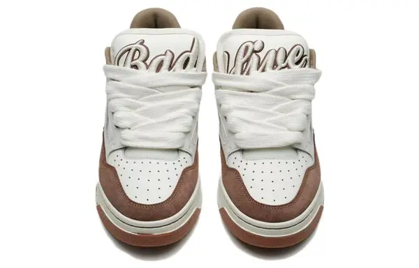 LI-NING Badfive Rookie 2 Low Top Sneakers