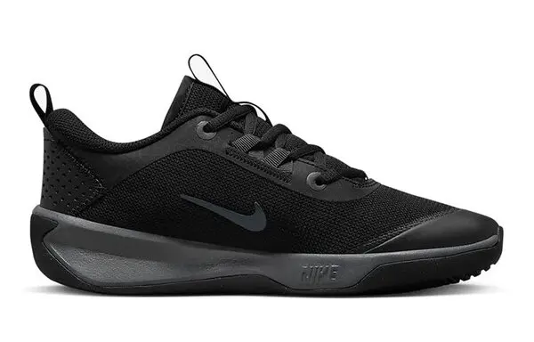 Nike Omni Multi-court Sneakers
