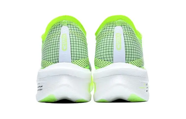 361 DEGREES X Qu!k Foam Flying Flame Pb Performance Sneakers - White/green