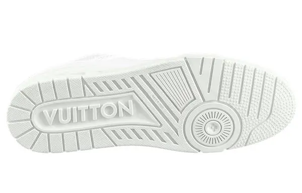 LOUIS VUITTON Trainers - White