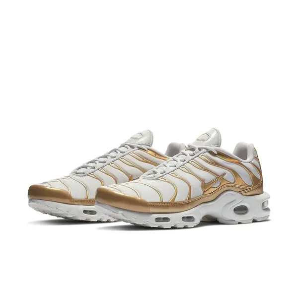 Nike Max Plus Athletic Sneakers - White