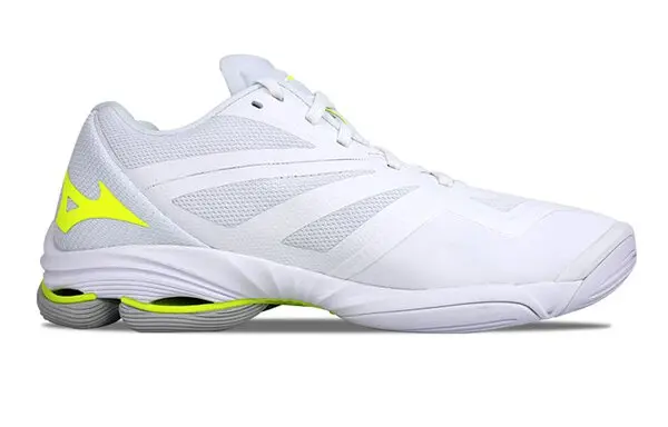 Mizuno Wave Lightning Z6 Athletic Shoes - White