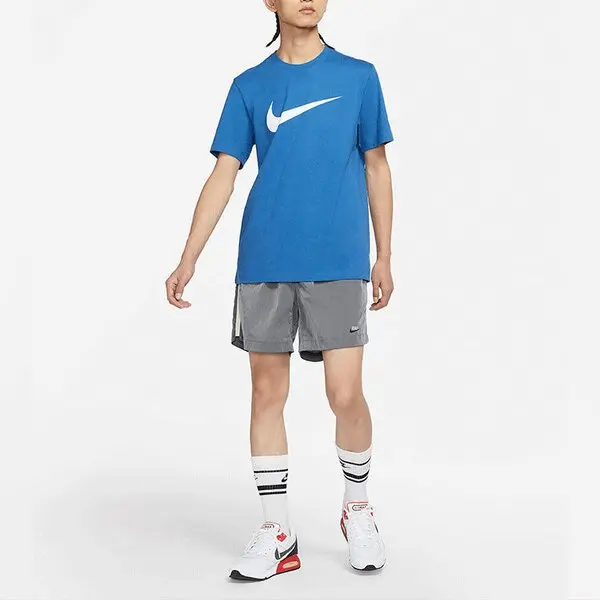 Nike Swoosh T-shirt - Default Color
