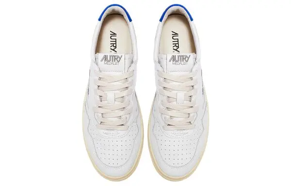 AUTRY Medalist Low Top Sneakers - White/blue
