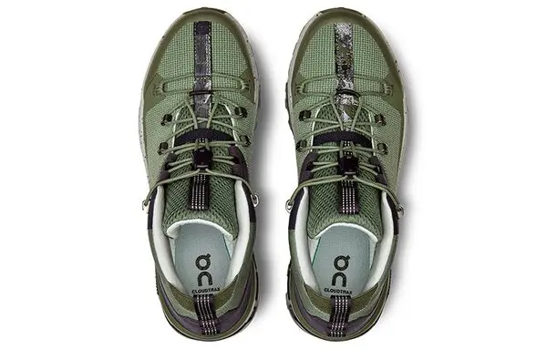 On Cloudtrax Sneakers - Midnight/glacier