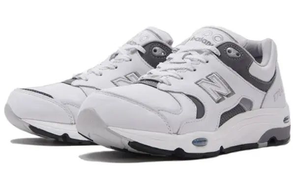 NEW BALANCE Cm1700 "retro Casual" Leather Sneakers - White