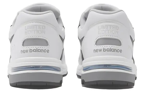 NEW BALANCE Cm1700 "retro Casual" Leather Sneakers - White